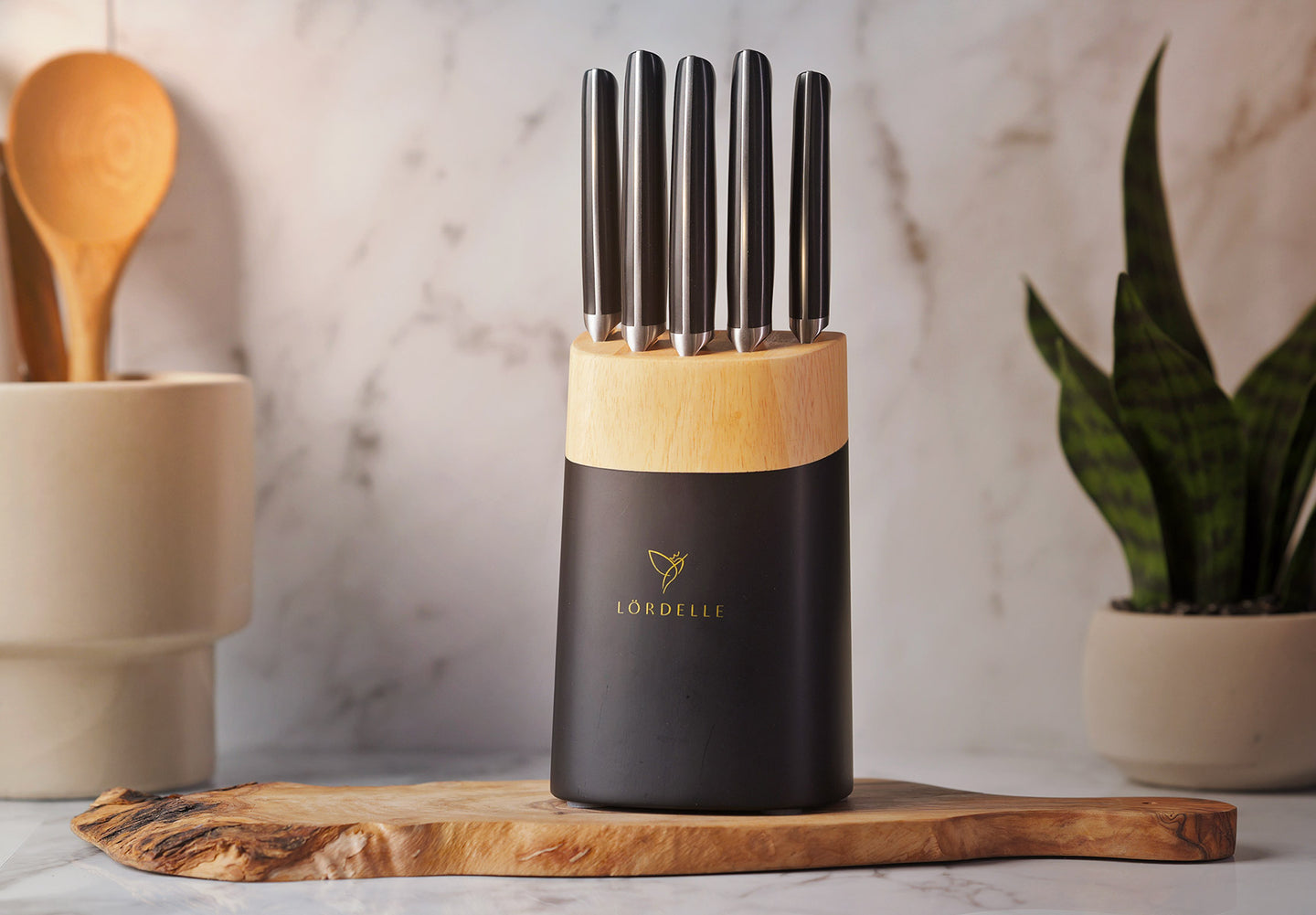 Lordelle: Exquisite Knife Sets for Beautiful Homes